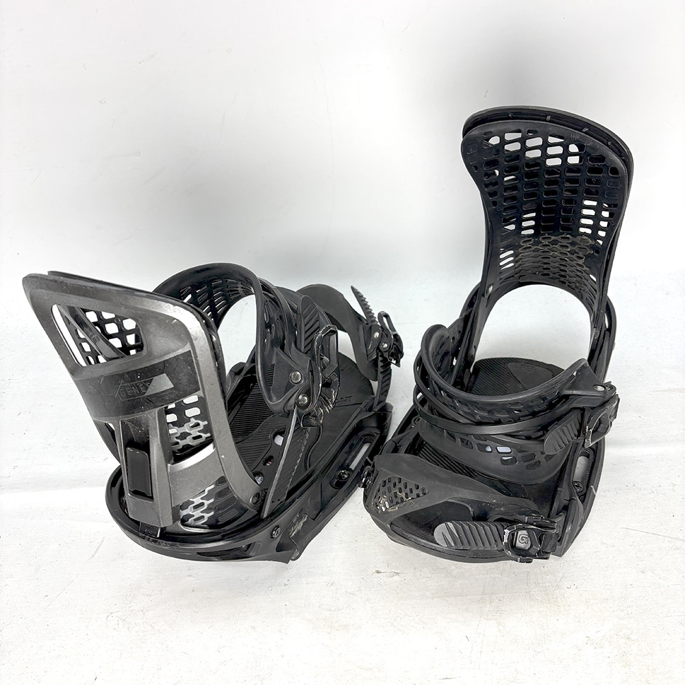 Burton Genesis - Tweedehands Snowboards